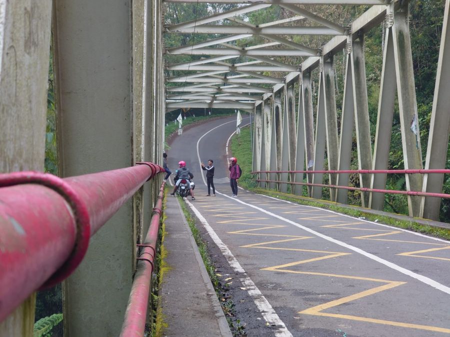 Maraknya Aksi Bunuh Diri di Jembatan Cangar, Petugas Bakal Intensifkan ...
